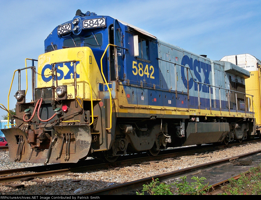 CSXT 5842
